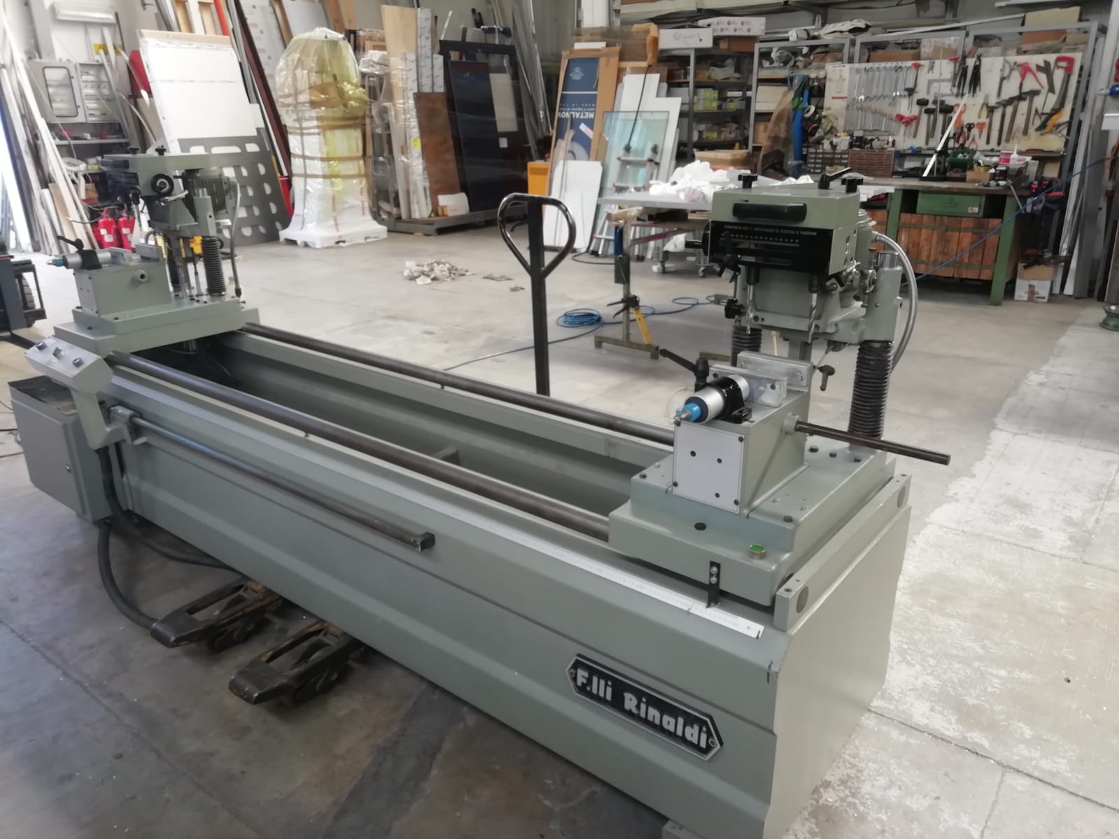 Foratrice a 2 testa per alluminio